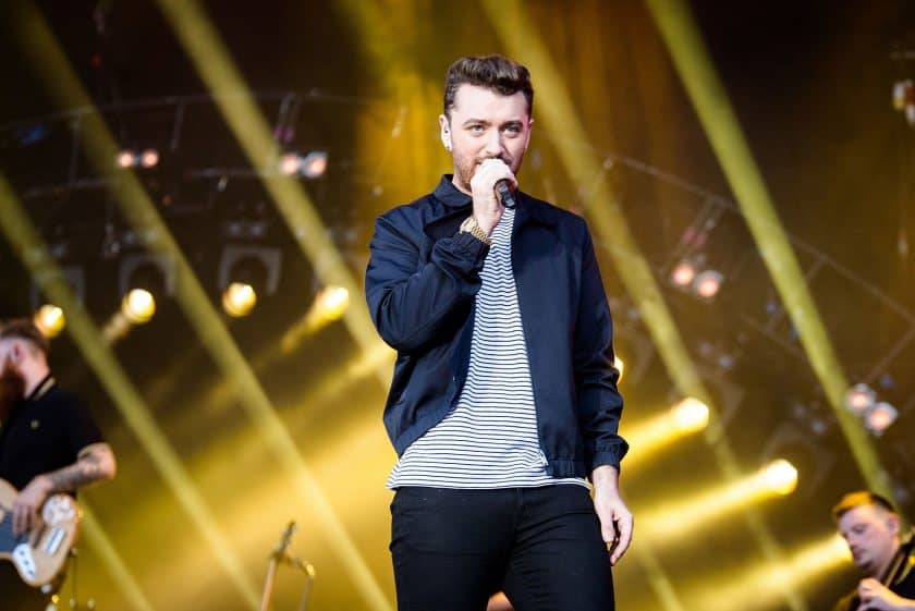 How to Sing With Expression | 8 Singers Who Sing With Emotion - TeenStar